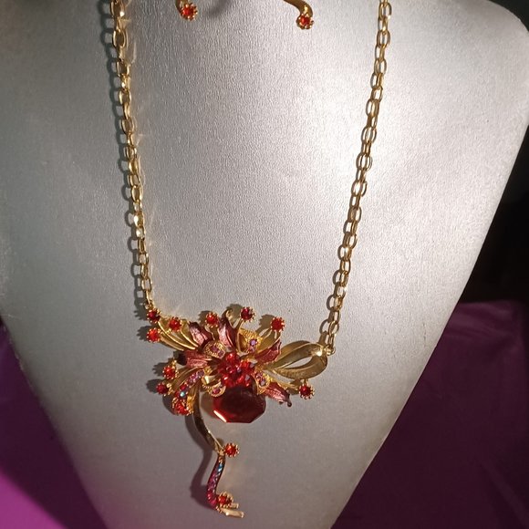 Jewelry | Costume Gold And Ruby Design | Poshmark